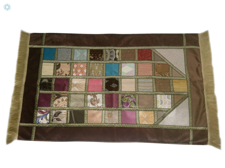 Essentials › Prayer Mats › Padded Chenille Islamic Prayer Mat Quilt Pattern