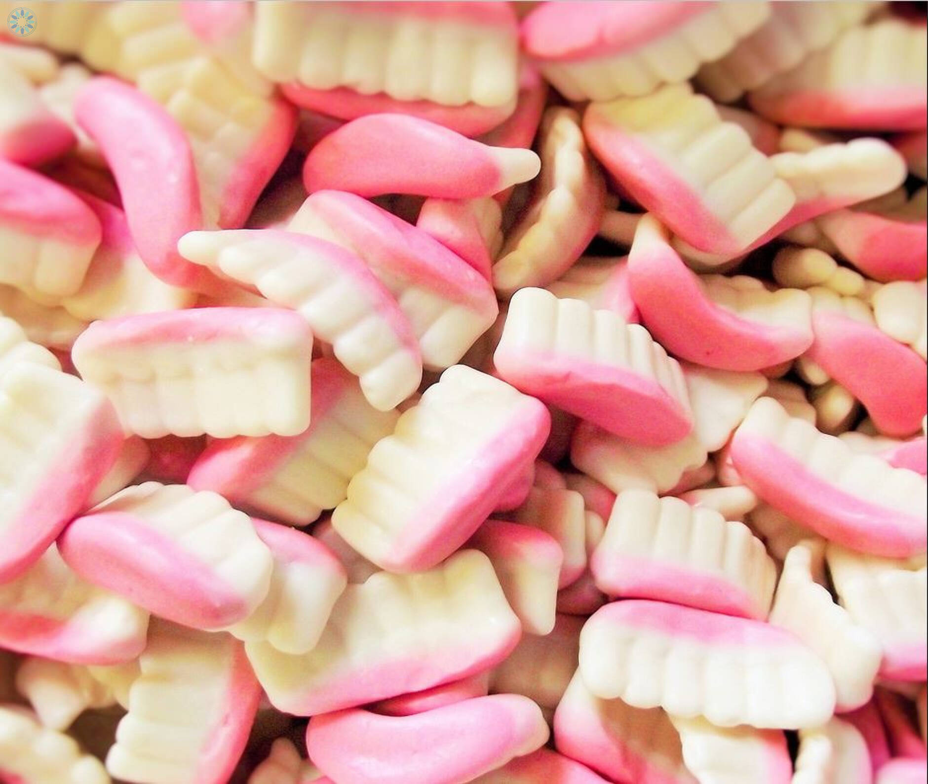 Halal Foods › Halal Sweets › Little Teeth (600 pieces in SweetZone Tub) 1p