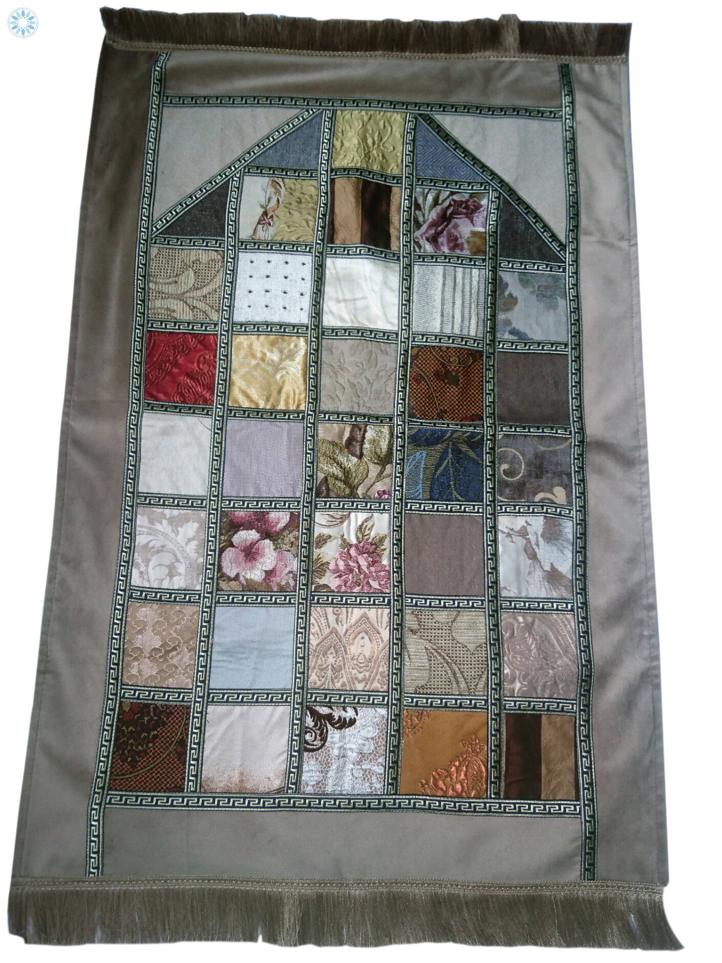 Essentials › Prayer Mats › Padded Chenille Islamic Prayer Mat Quilt Pattern