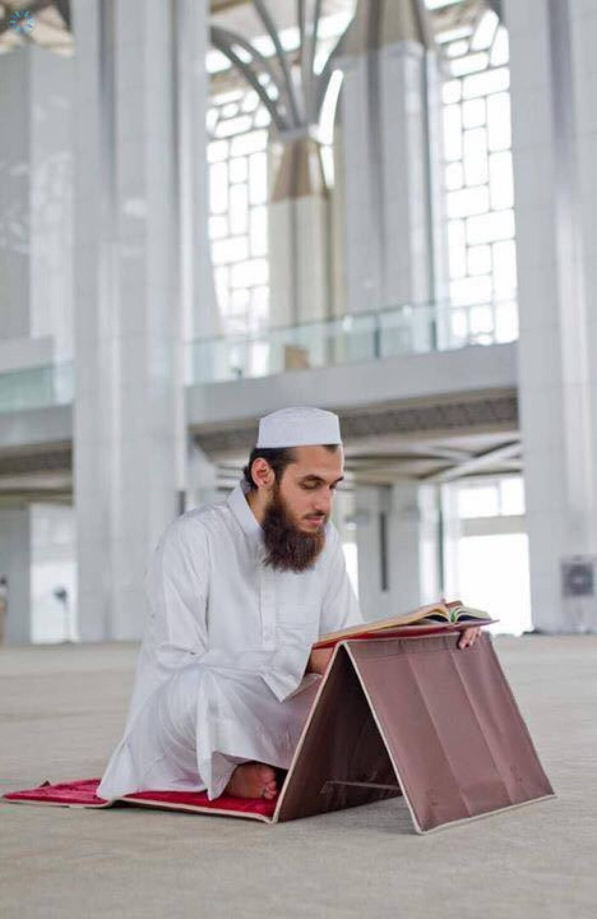 How To Fold A Prayer Mat at Chloe Bergman blog